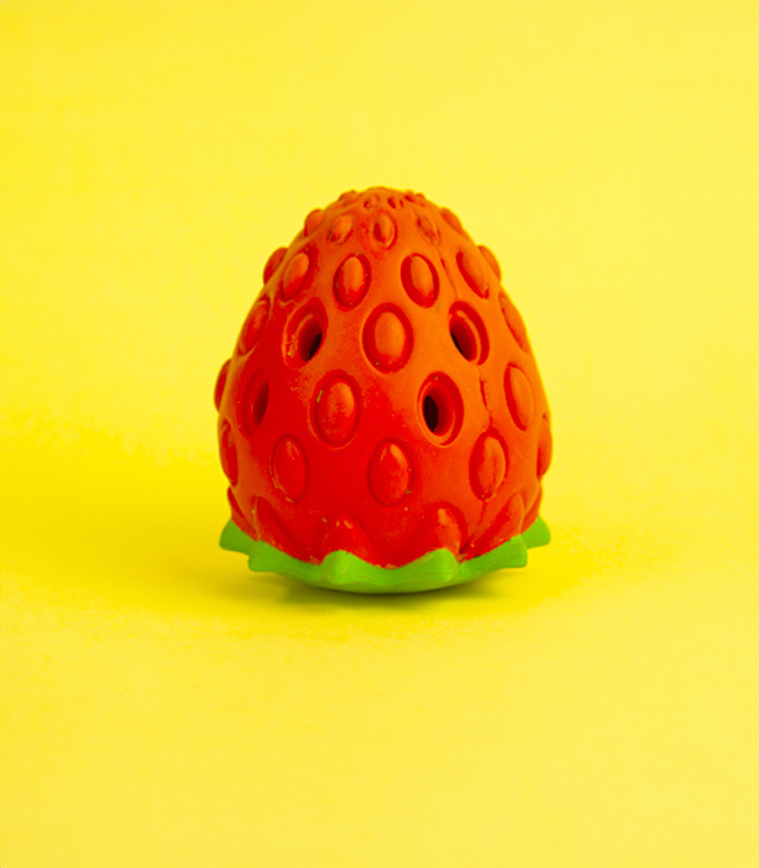 Zuberry Rubber Dog Toy | Zugo | Berry-Shaped Durable Chew Toy – SA Pets